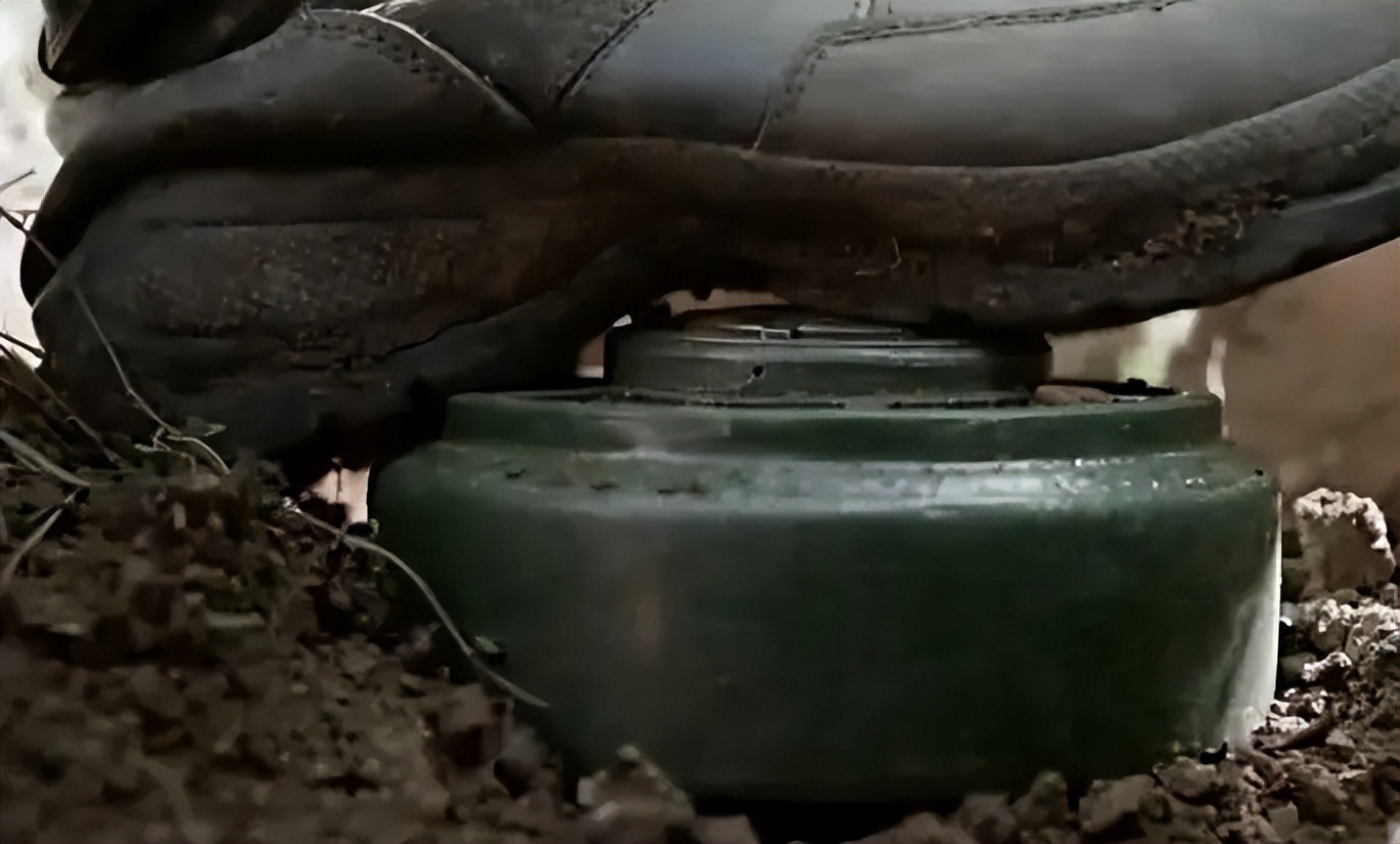 After stepping on a landmine, it won't explode if you don't let go?wake ...