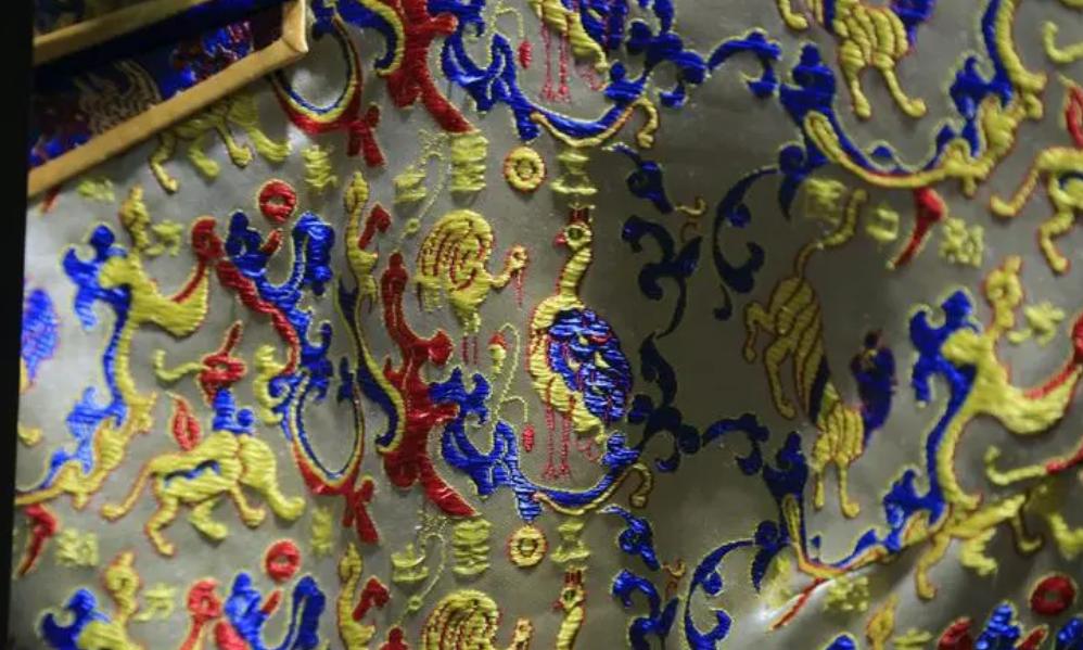 On the Aesthetic Features of Shu Brocade Patterns in Tang Dynasty - iMedia