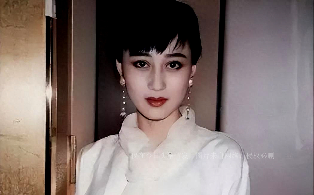 Miss Asia champion Li Zhi: Married to Hong Kong gambling king Jet Li ...