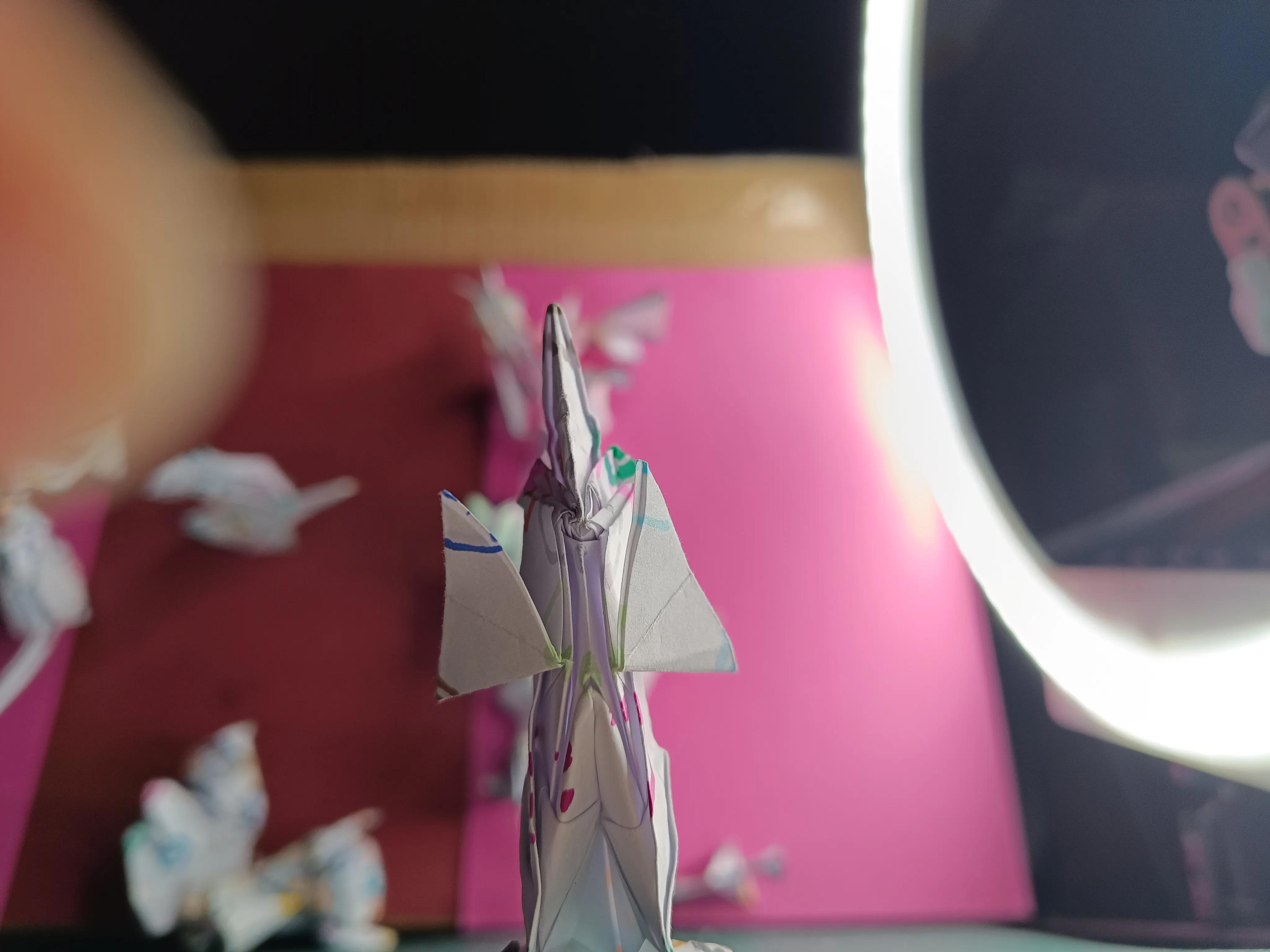 Deformed parrot human form six-eared macaque - iNEWS