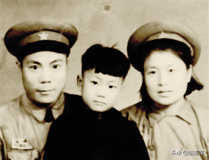 A general who came out of the New Fourth Army (140) - Major General Li ...