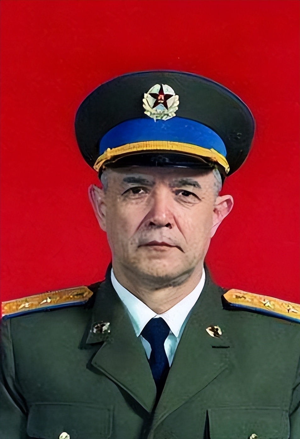 What is it like to fly a fighter jet at the age of 70, General Lin Hu ...