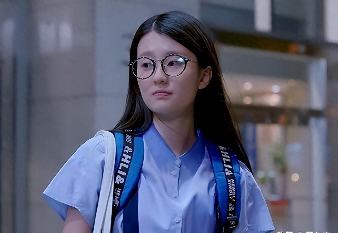 They are obviously beautiful, but they have no aura when it comes to ...