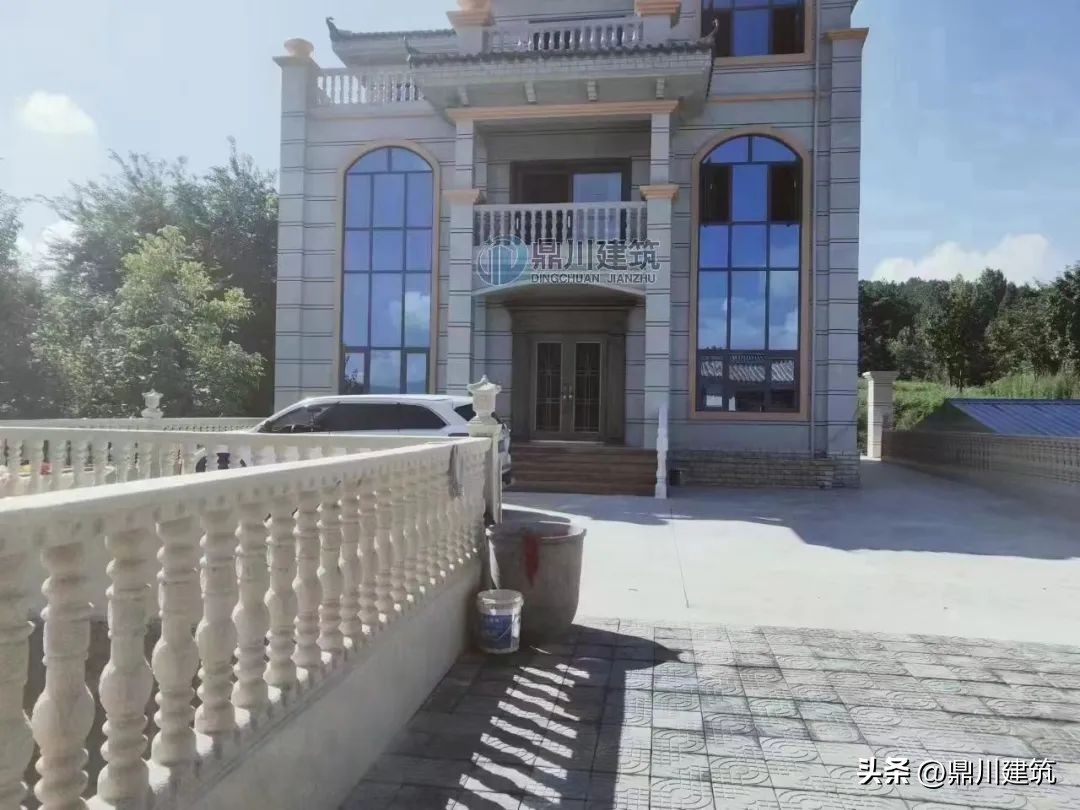 113-square-meter three-story villa, occupying a small area and building ...