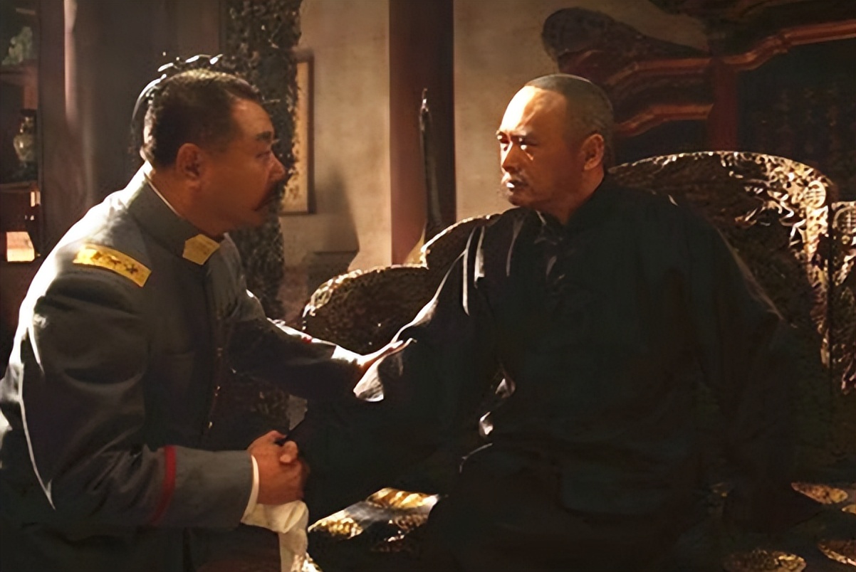 Yuan Shikai predicted before his death in 1916: There are three people ...