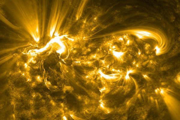 Very active!Two X-class flares erupted on the sun in 4 days: will turn ...