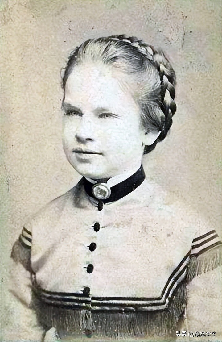 Not beautiful enough, Princess Sissi's daughter, Gisela, uses the ...