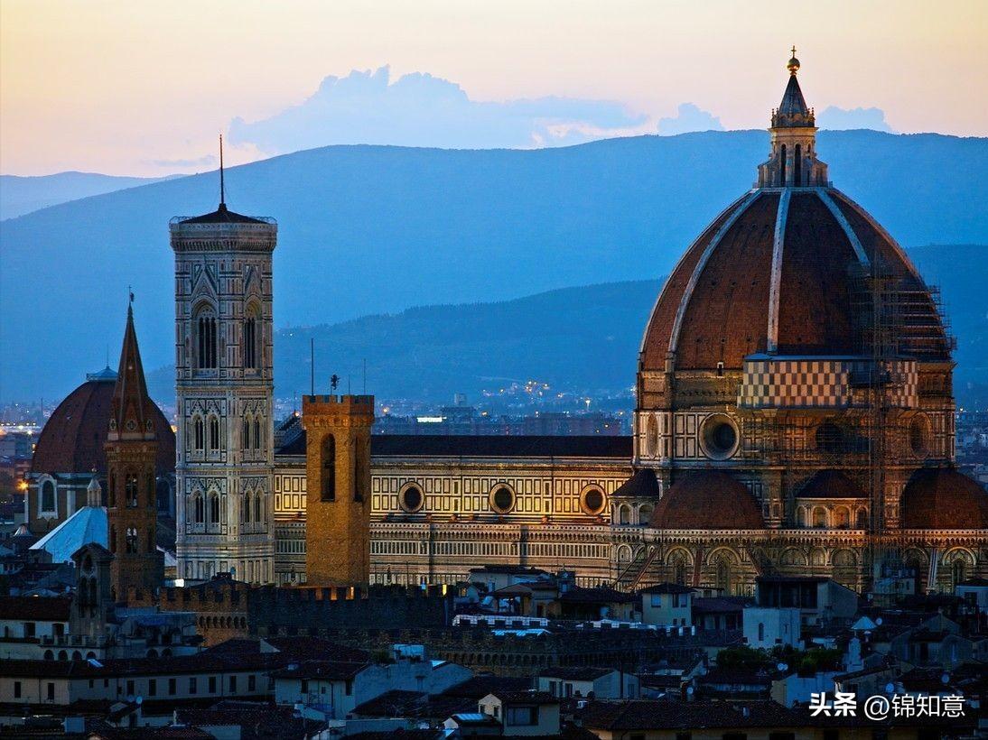 Palazzo Florence - a cultural symbol of Italy - iMedia