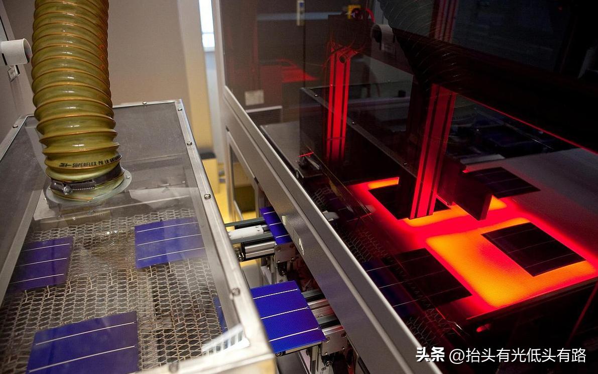 Semiconductor chip test: high and low temperature aging (HTOL) test ...