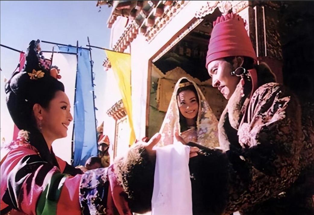 If your little toe has two toenails, it may not be a pure Han Chinese ...