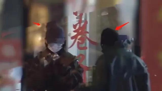 Wang Lixin's new relationship was suspected to be exposed, and he was photographed returning to ...