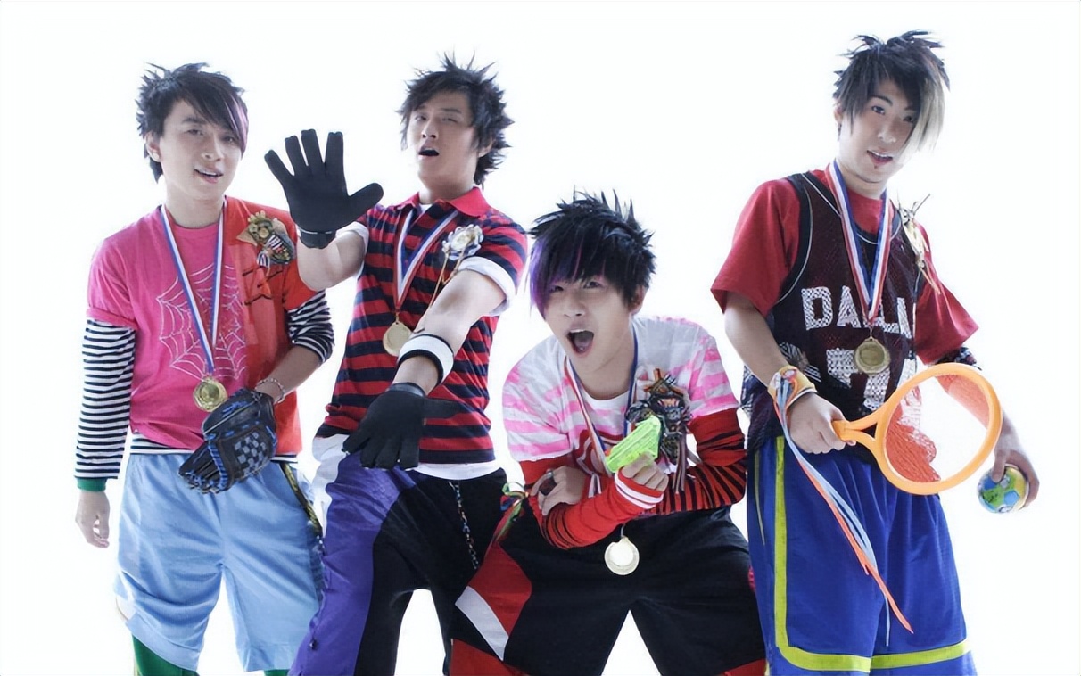 Flower Band: After disbanding and then reorganizing, but without Da ...