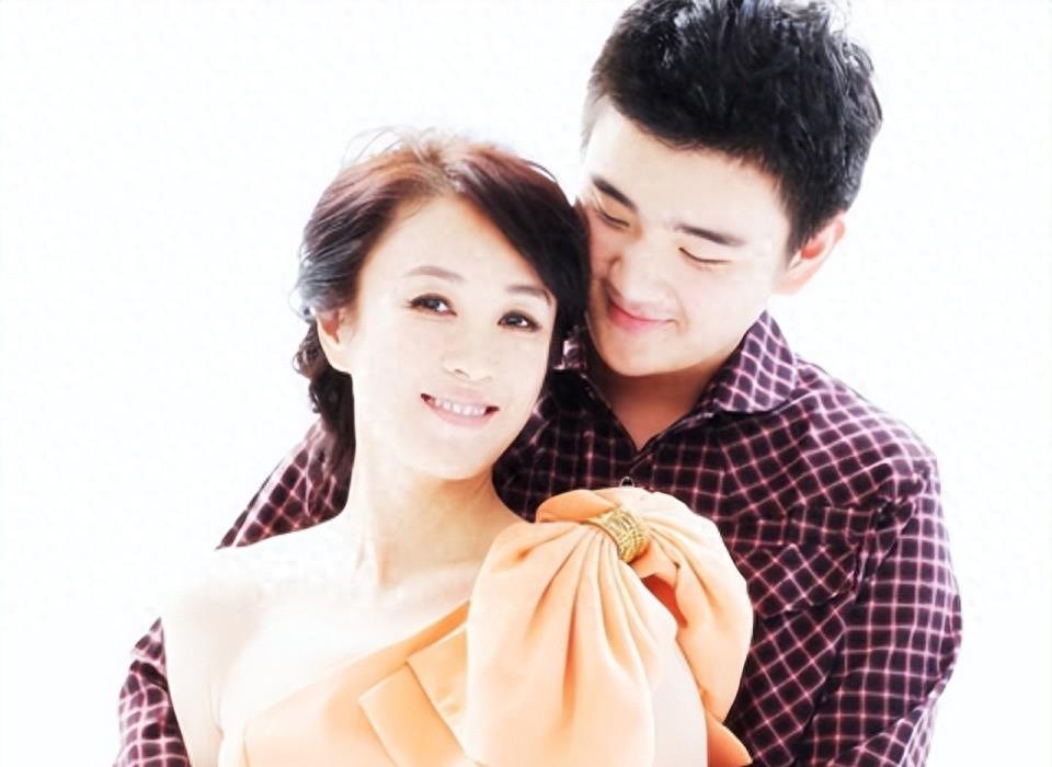 Shocking! Fu Yiwei's 30-year-old son passed away suddenly, confirmed by ...