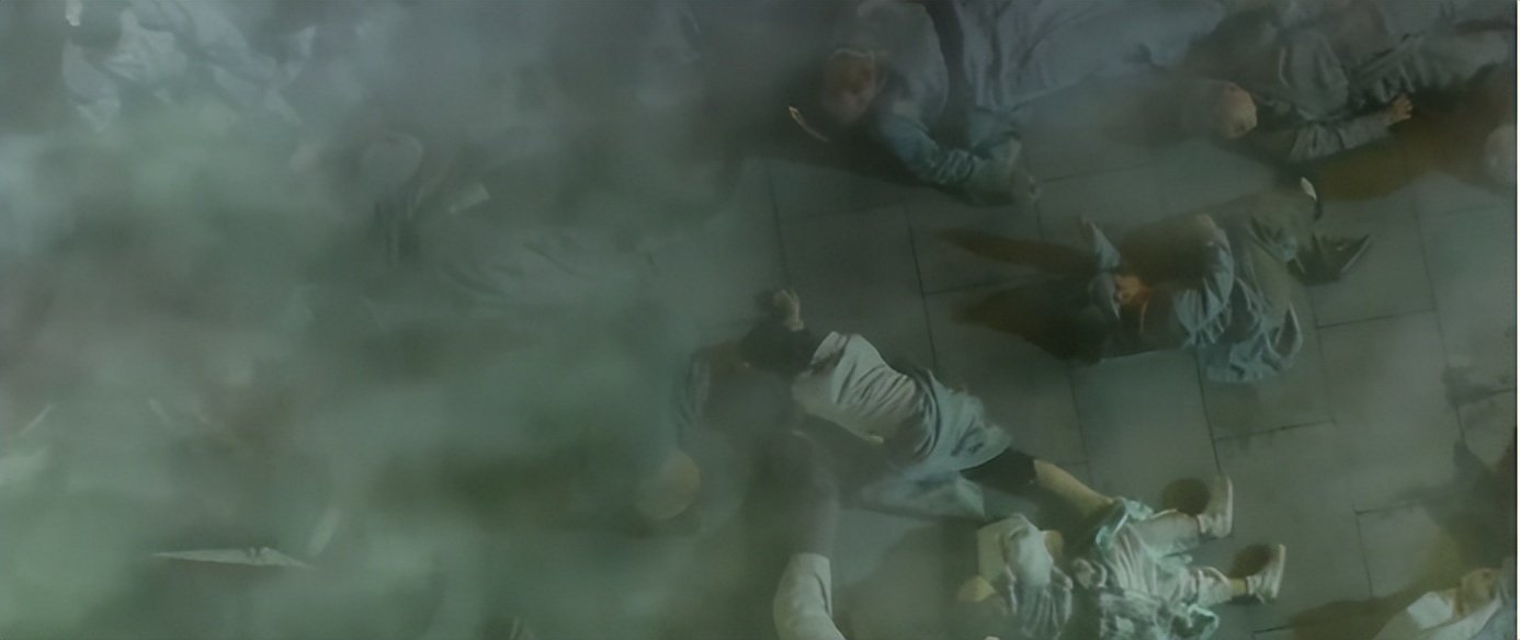 Apocalypse's only surviving son was scared to death by the explosion of ...