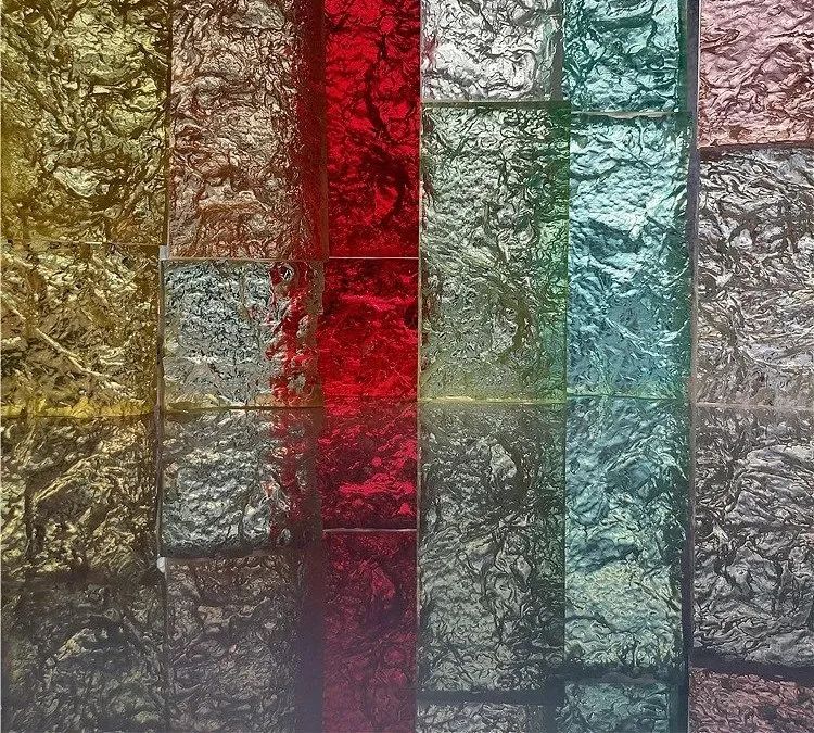 The combination of glass and water pattern! Light and shadow hazy to ...