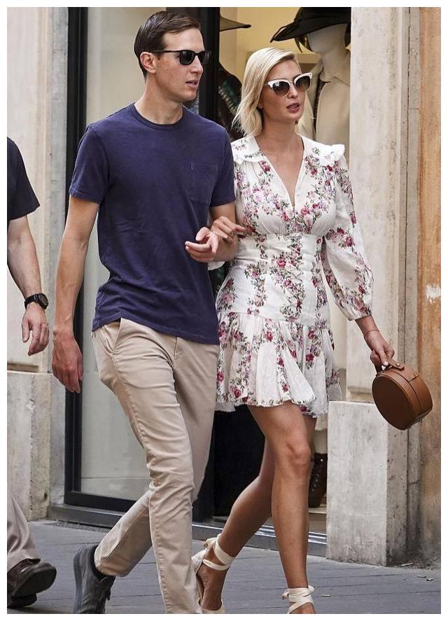 "First daughter" Ivanka appeared with her husband, wearing a floral ...