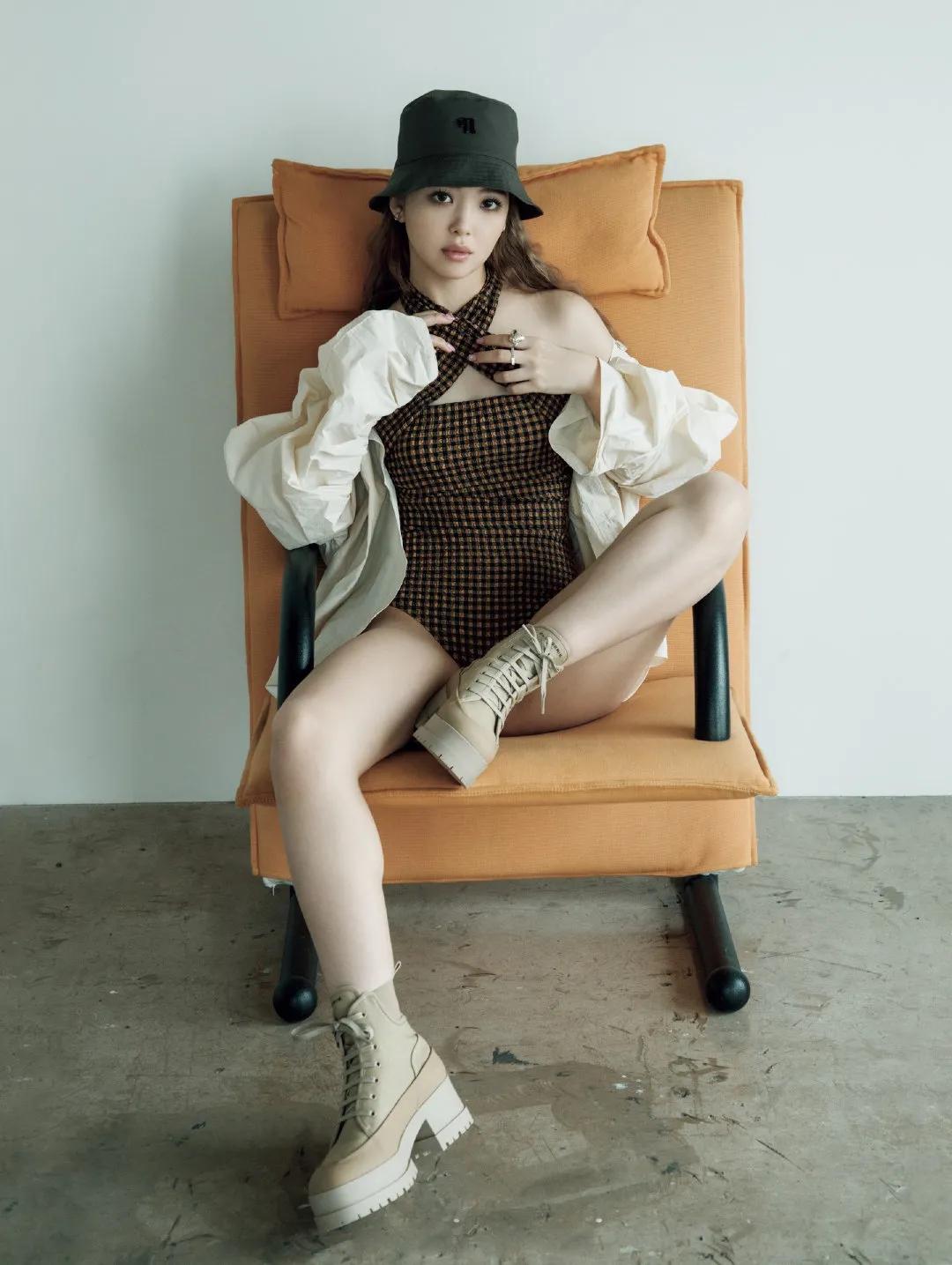 Nicole Fujita's "VIVI" April issue photo pictorial is really a variety ...
