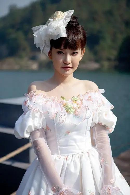 Mingyang Entertainment—Beauty Star—Tong Fei - iMedia