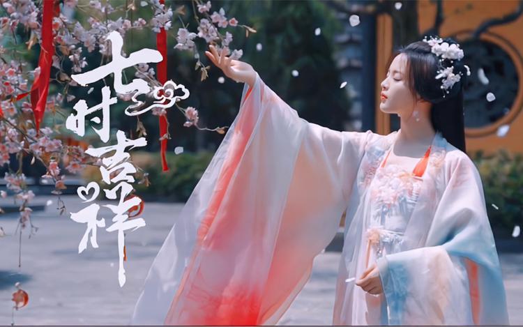 The facial features are flying around, and the expression is unnatural ...