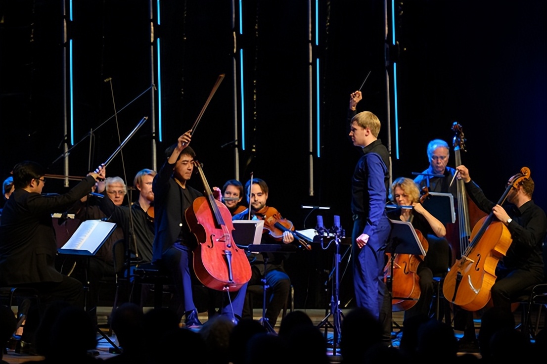 Music craze sweeps the world, Bach's melodies travel through time and ...