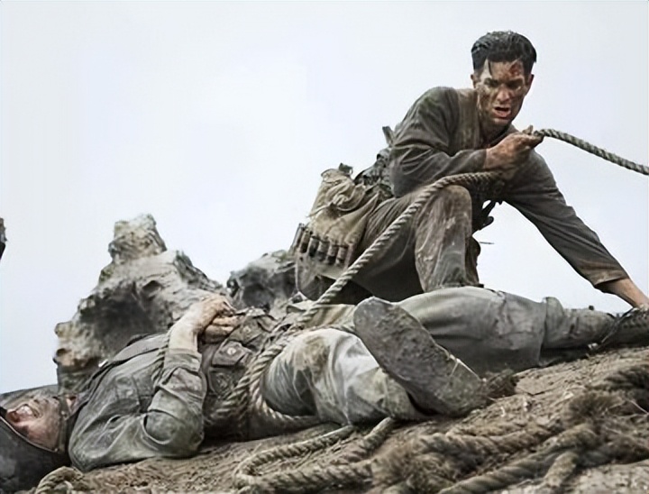 The movie "Blood Battle Hacksaw Ridge", the conflict between war and ...