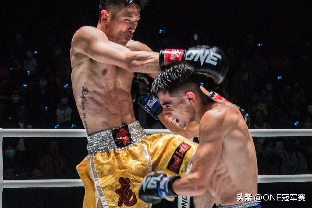 Chinese boxers hit Lumpini with three consecutive victories! Huo ...