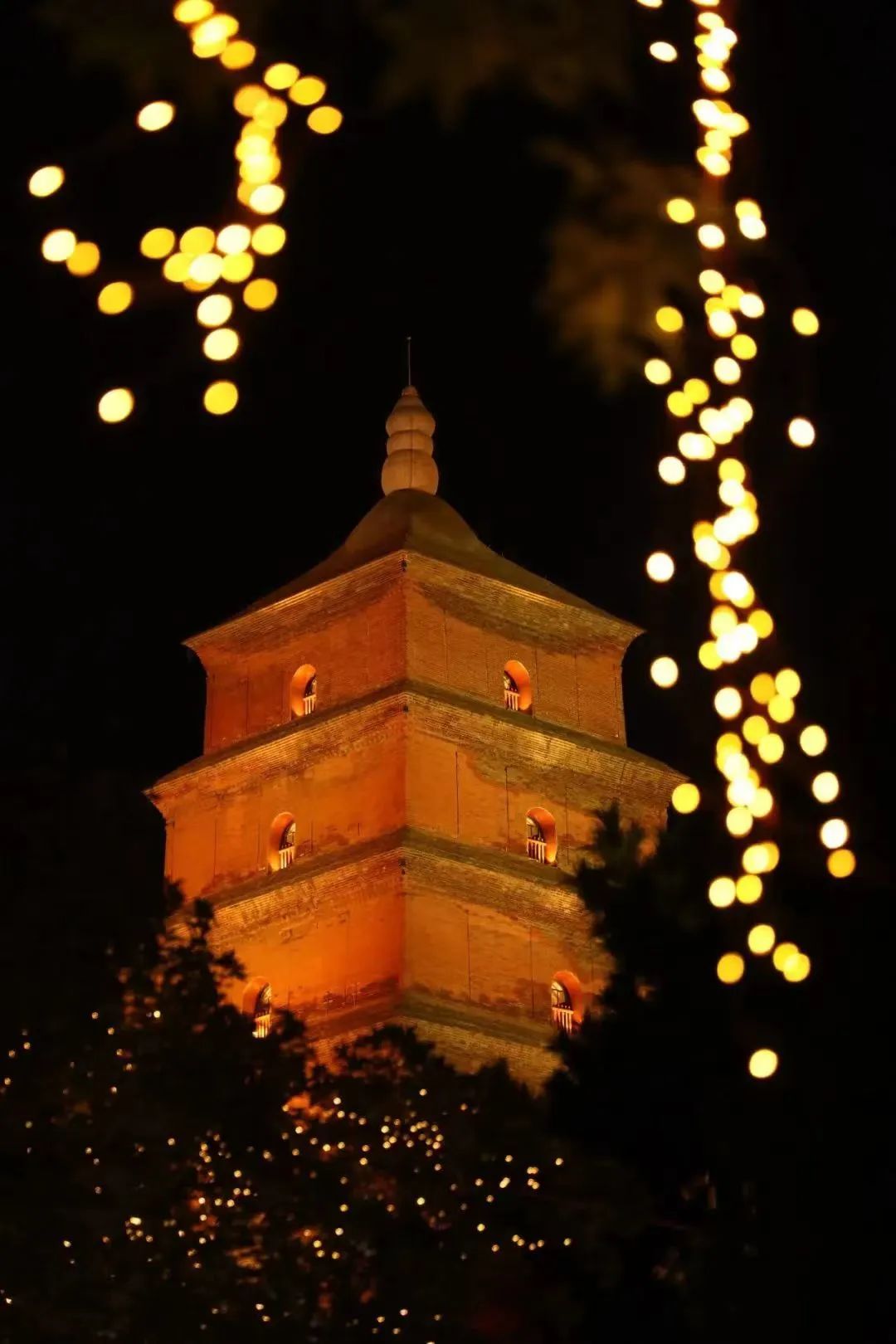 Chang'an autumn leaves fall, see Su Dongpo again - iNEWS