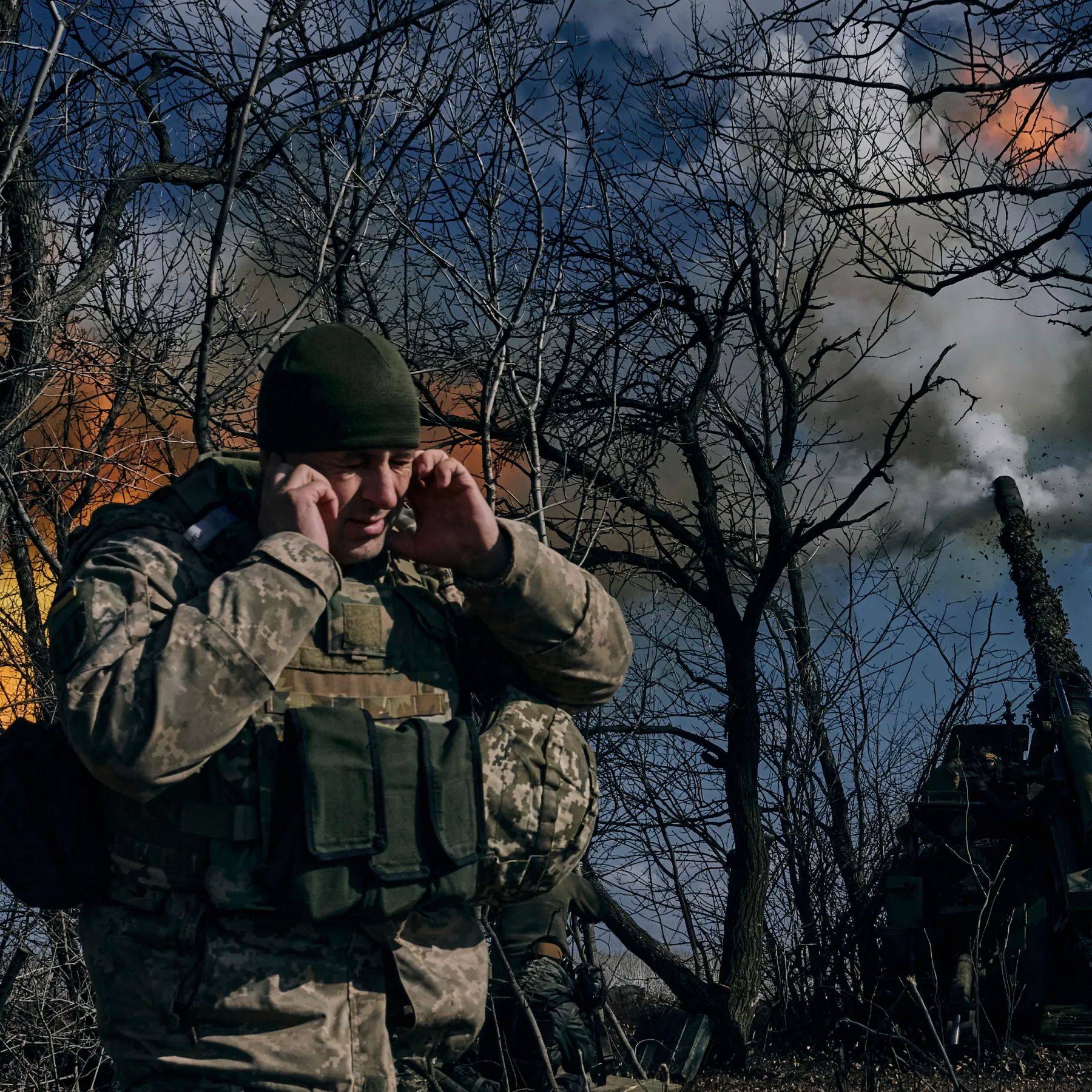 Ukrainian troops begin to retreat and Zelensky is now in danger - iNEWS