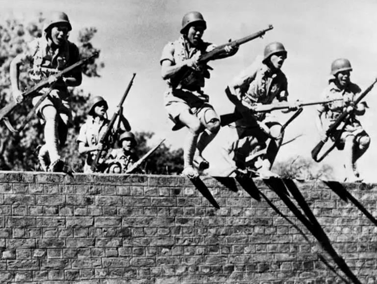 The first "Liberation Army" of the People's Liberation Army, across the ...