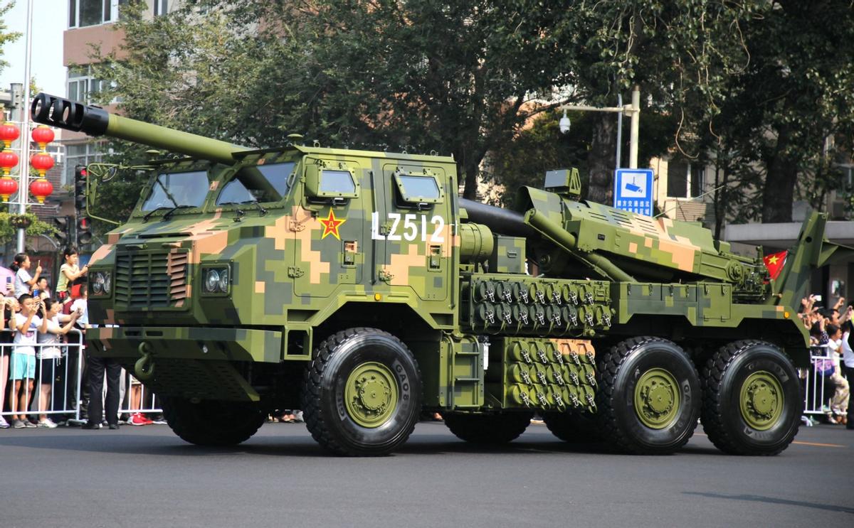 Equipped with hundreds of artillery pieces, what is the strength of the ...