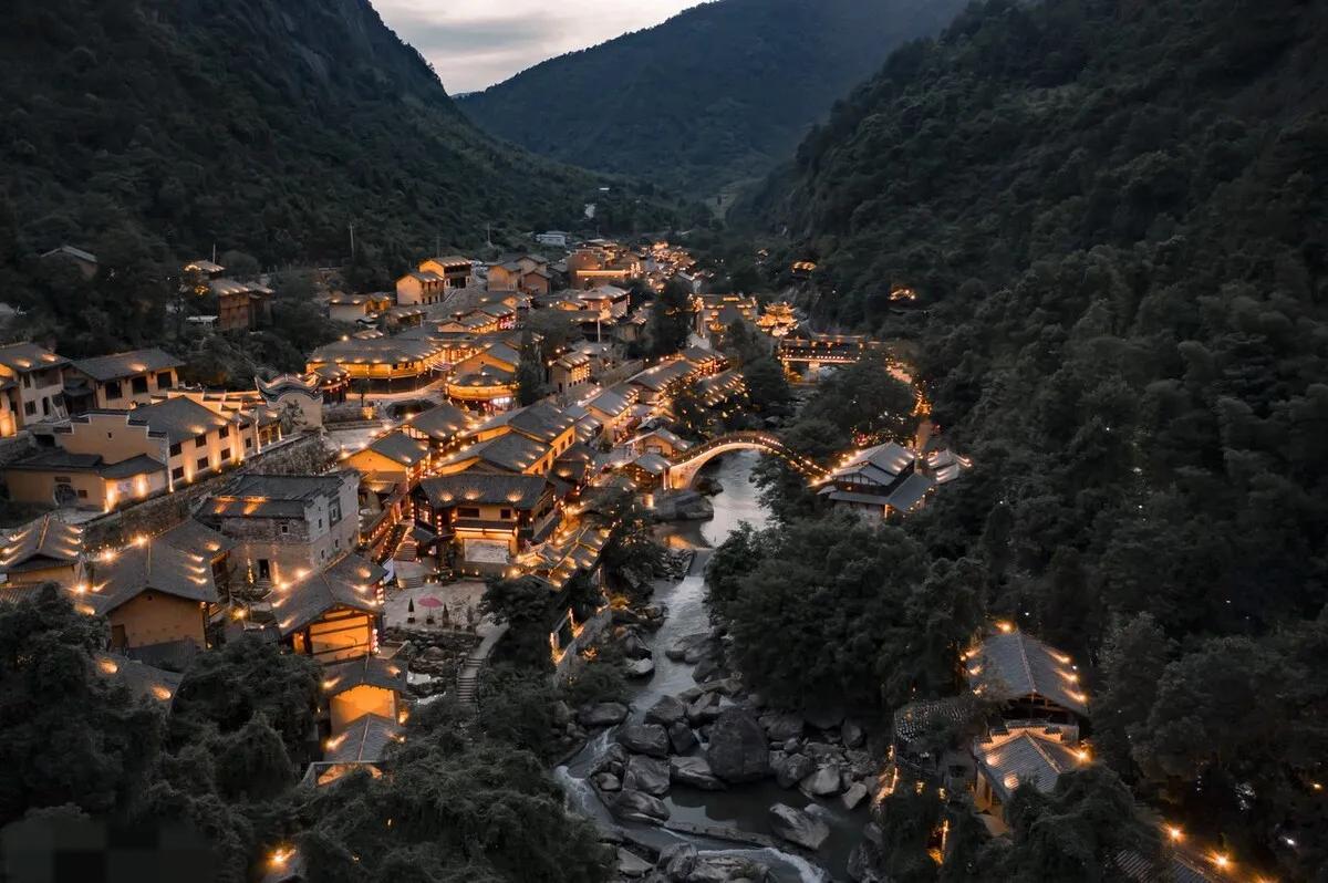 Realistic version of Xianxia world - Wangxiangu - iMedia