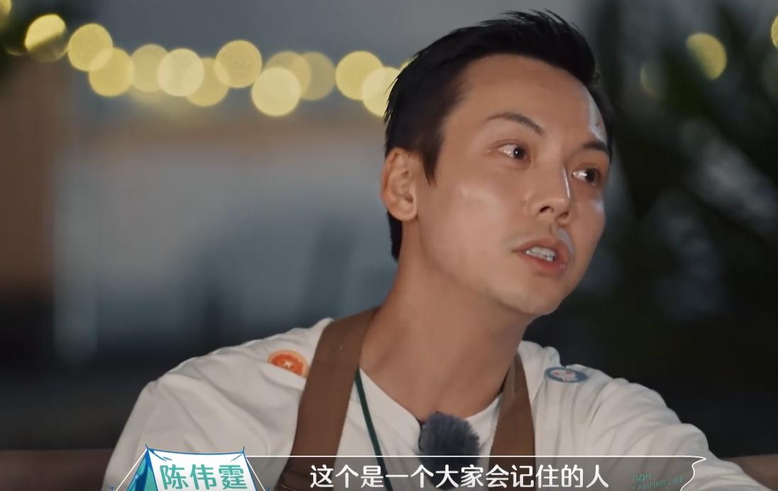 One year after Zhao Yingjun's death, it was not forgotten, Huang Yali shed tears while watching ...