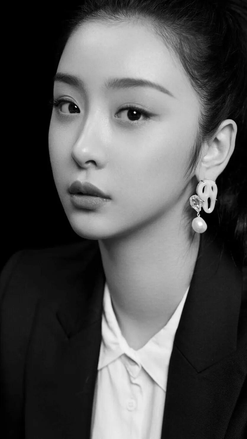 Zhao Xiaotang is so beautiful - iNEWS