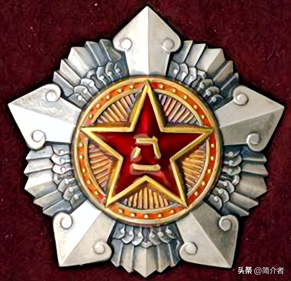 Fang Mingsheng, the founding senior colonel at the age of 98 - iMedia