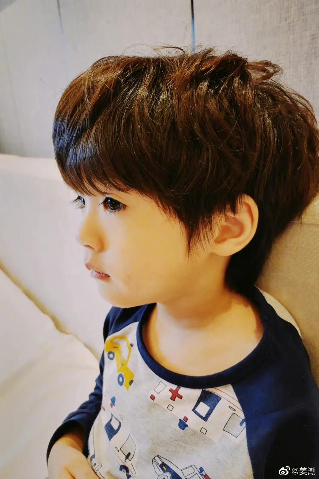 Medina Jiang Chao's husband and wife look, the family's good looks can ...