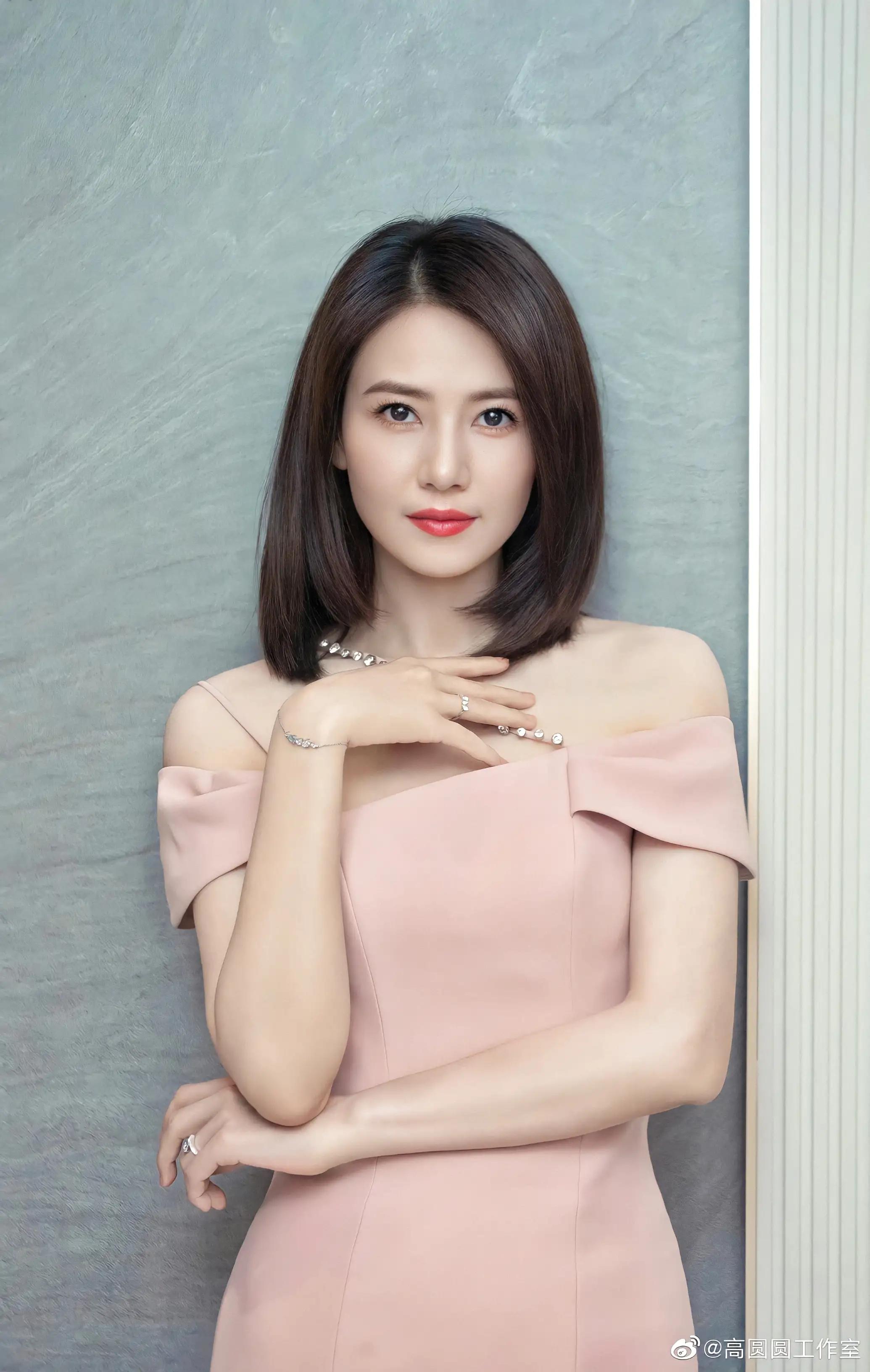 Gao Yuanyuan beautiful picture quality optimized version wallpaper - iNEWS