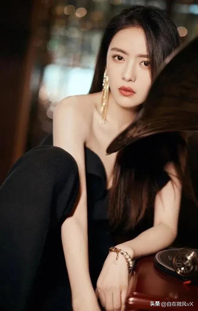 "Oxygen Beauty" Cai Wenjing, born with beauty and beauty - iNEWS