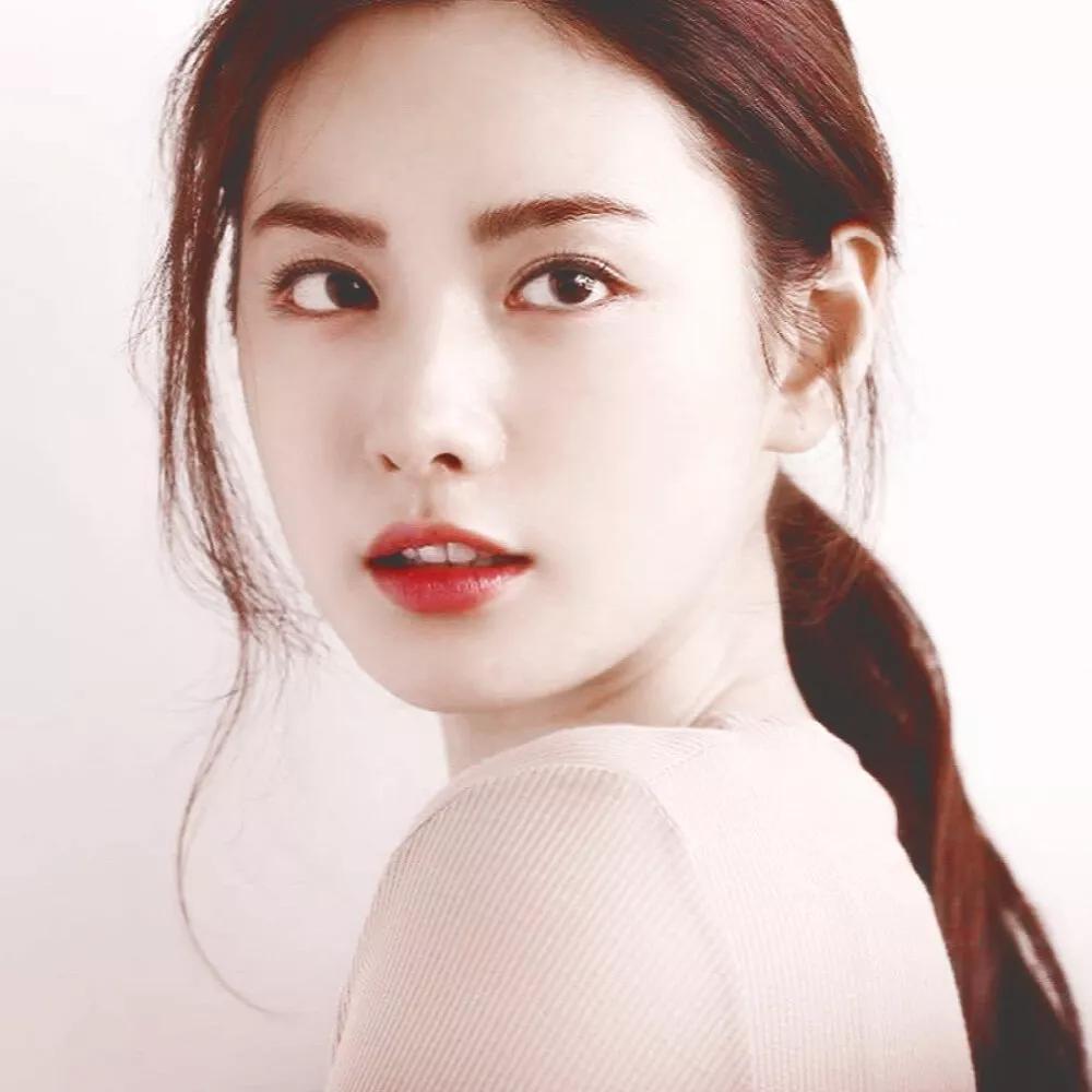 Lin Zhenna's pure beauty photo album - iNEWS