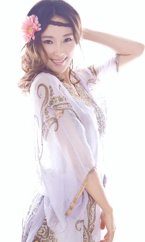 Qu Yue's beautiful picture - iNEWS