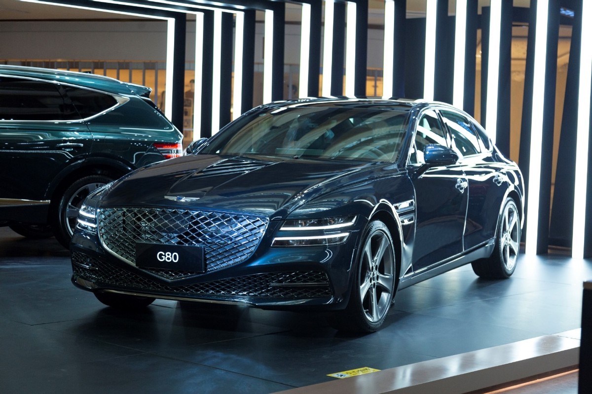 A new choice for elegance and luxury, Genesis brings G70, G80 and GV80 to Chongqing - iNEWS