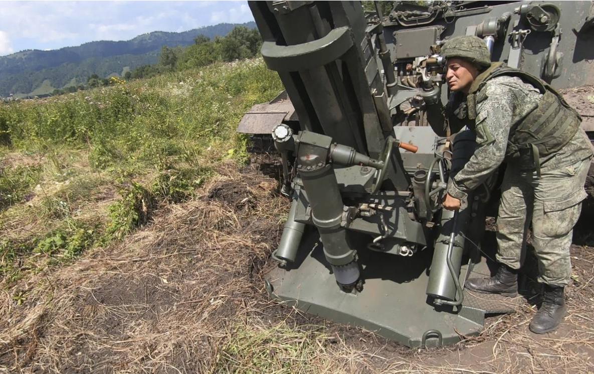 2S4 tulip self-propelled mortar, a weapon to destroy the Azov battalion ...