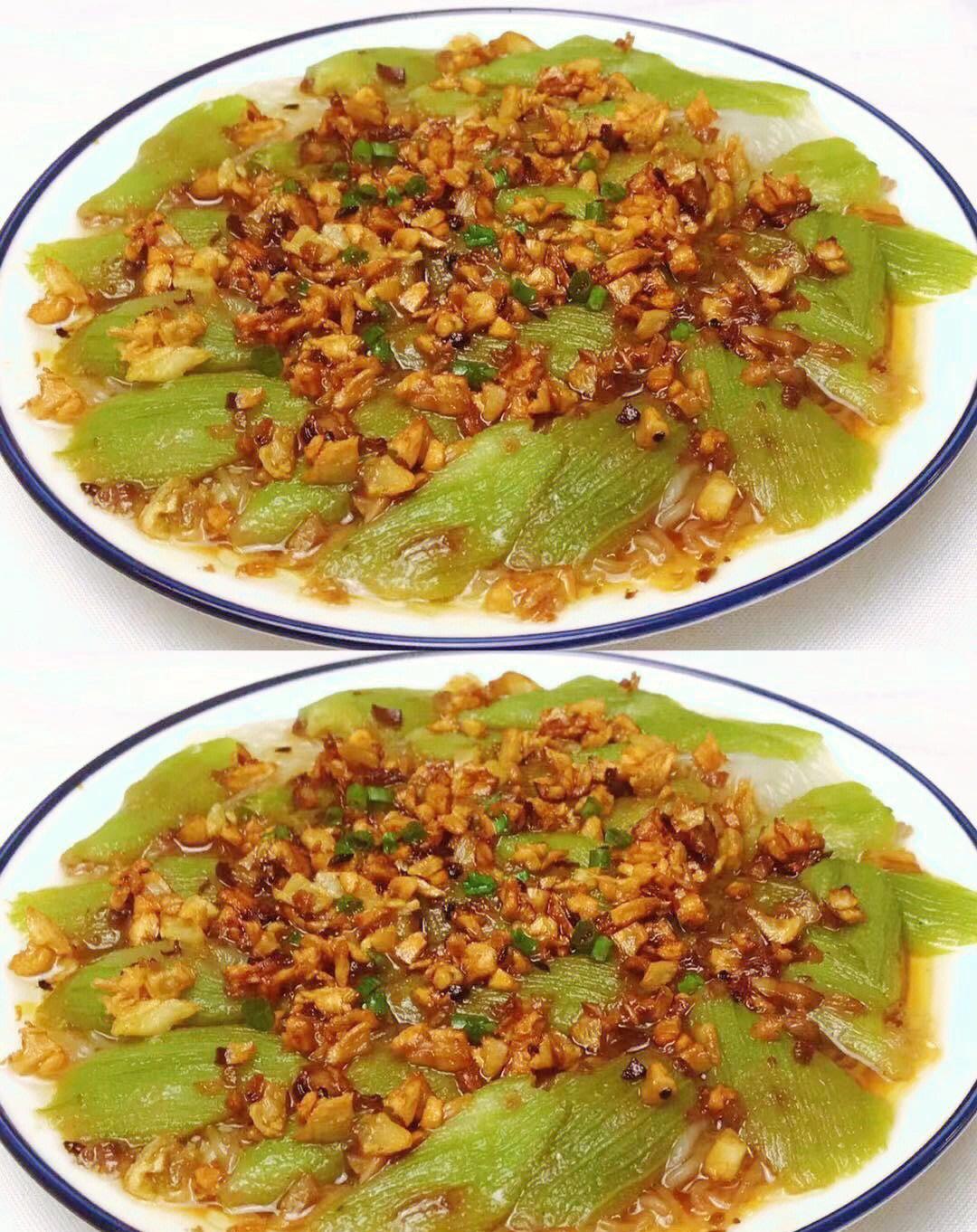 Steamed loofah with garlic vermicelli is simple, sweet and delicious ...