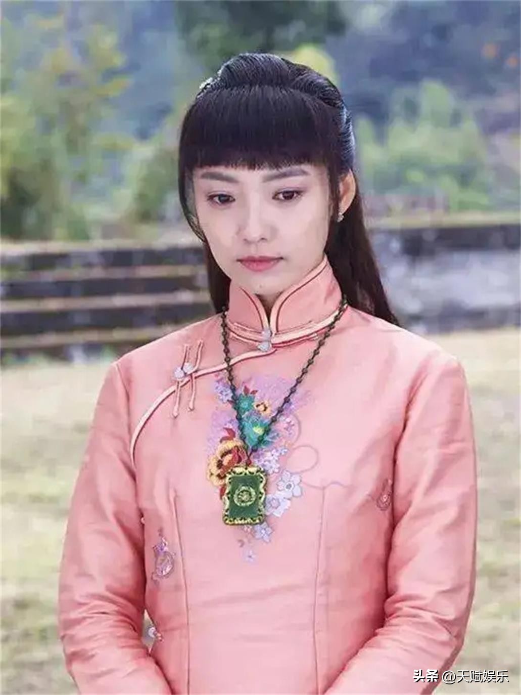 Look at the photo of Lin Yuan, the film and television actress in the ...