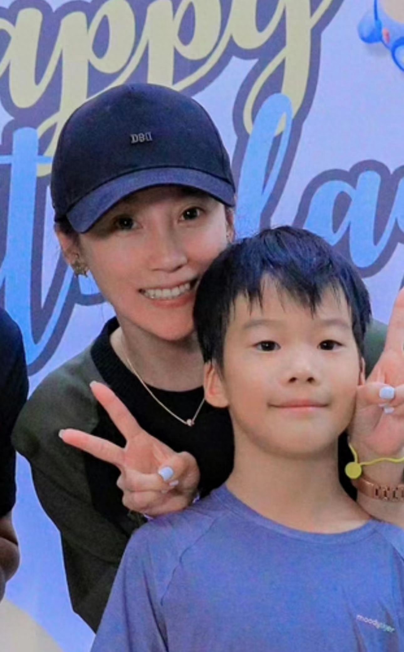 49-year-old Wu Jing celebrates his son's birthday! 9-year-old Wu Jing ...