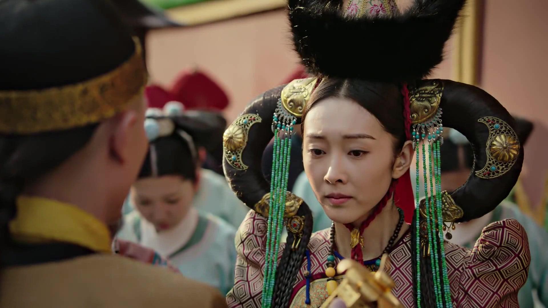 They are all children of Consort Ling. Hejing was named Princess Gu Lun ...