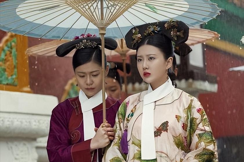 Watching "Story of Yanxi Palace" and "Ruyi's Royal Love in the Palace ...