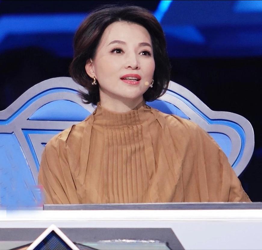 What happened to Dong Qing who "disappeared" from CCTV with all ...