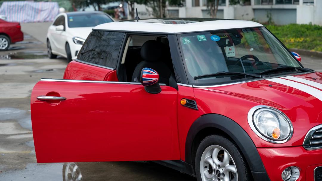 FWD isn't fun? Buy an R56 MINI with pocket money to reshape the driving ...