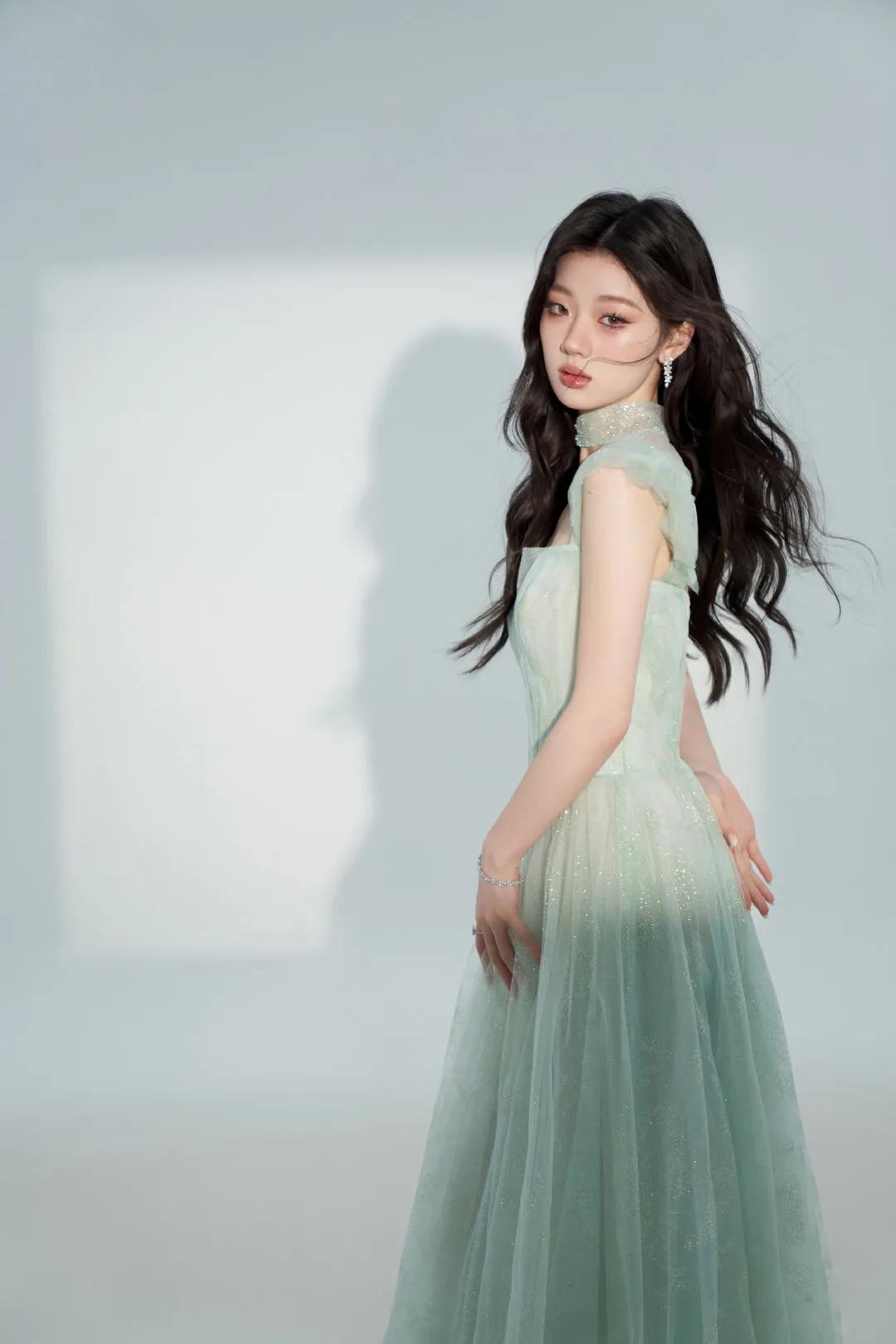 The four little fairies Huang Xiaoyun, Song Tie, Song Zuer, and Shan Yi ...