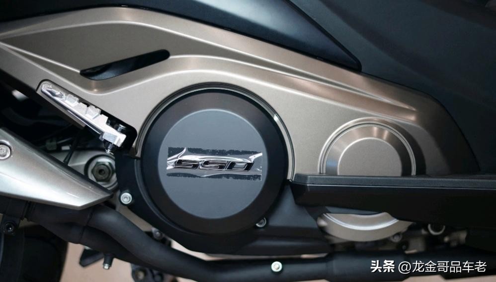 Stronger than Honda Fossa 350, cheaper than Yamaha TMAX560, Gwangyang ...